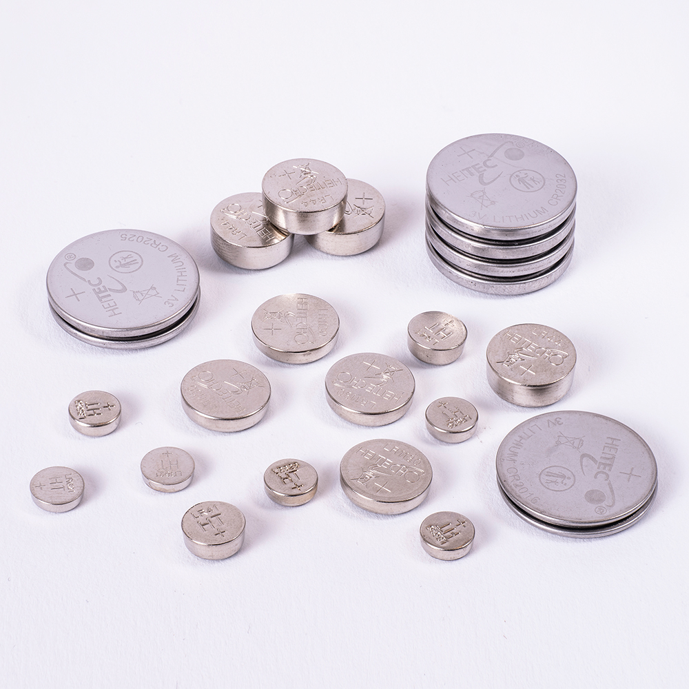 Assortiment de 24 piles boutons | EUROtops.be